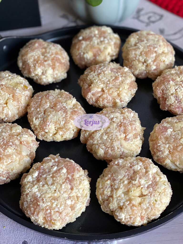 Varškės ir vištienos kotletukai su žiediniu kopūstu – Lorjus Life